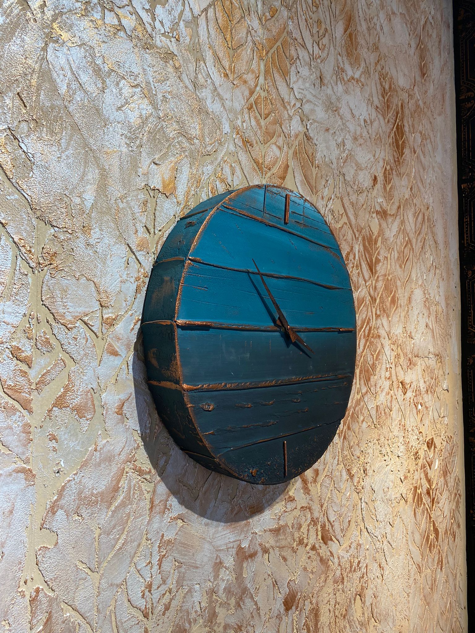 MAVİ GEÇİŞ DEKORATİF DUVAR SAATİ Duvar Saati Modelleri Uygun Fiyatlarla